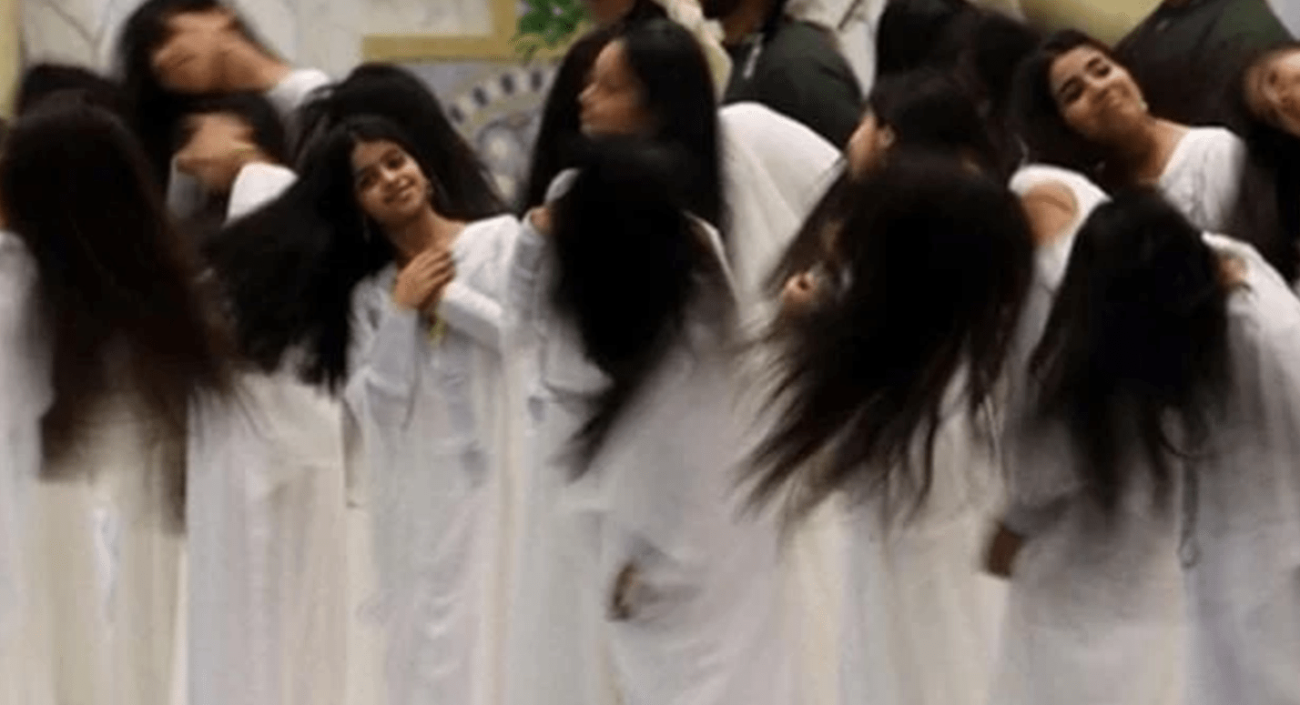 What Is Al-Ayyala? Traditional Emirati Dance Gains Global Attention ...
